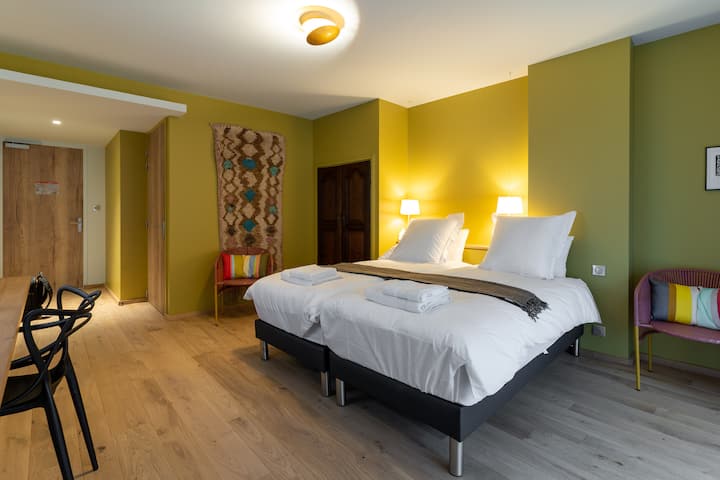 Chambre D'hôte Raffinée Adaptée Pmr - Ambert