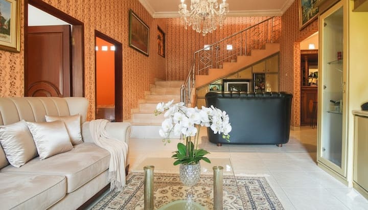 Family Package ( Sewa Rumah ) Terdiri Dari 5 Kamar - Tasikmalaya