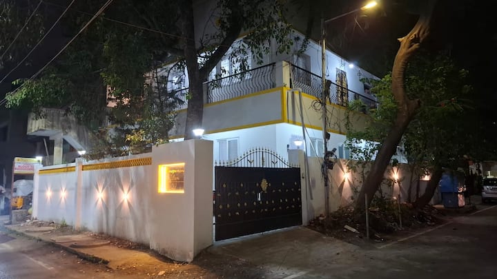 Annapoorani Home Stay (1 & 2) - Chennai