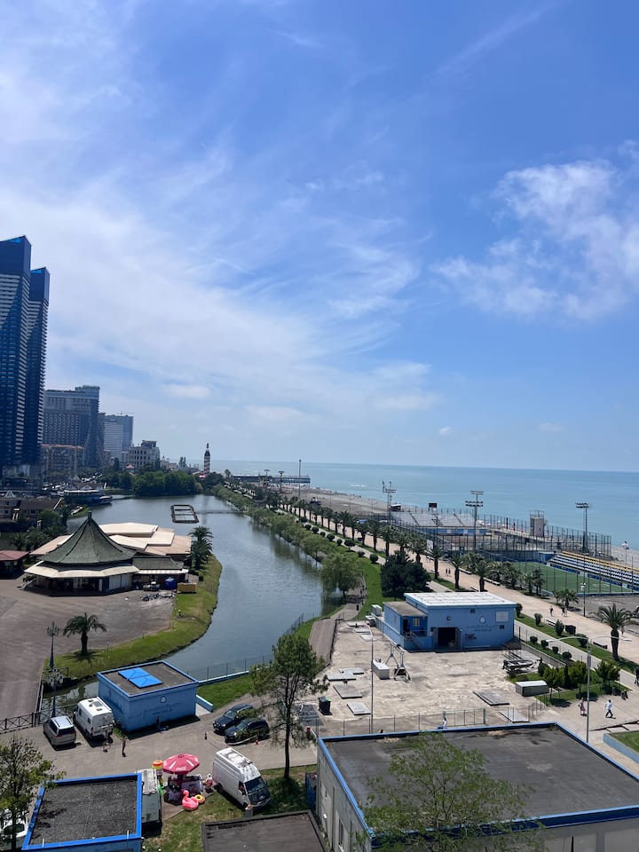 Magnolia Sea View Apartment | Beachfront - Batum