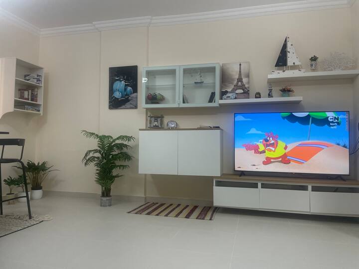 Seaside 2-br: Charming Apt - Salalah