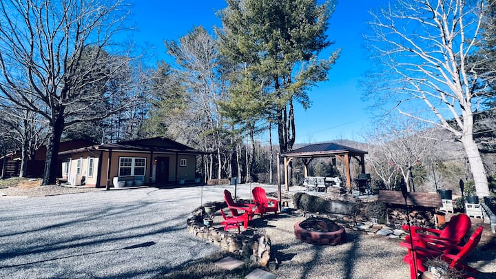 Enjoy The Beauty Of Nature At Oak Grove Cottage - アシュビル, NC