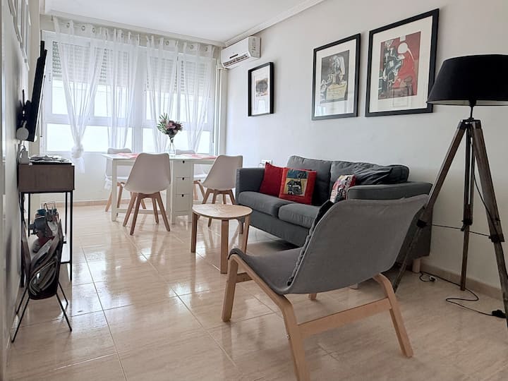 Central With Elevator & Ac - Almería