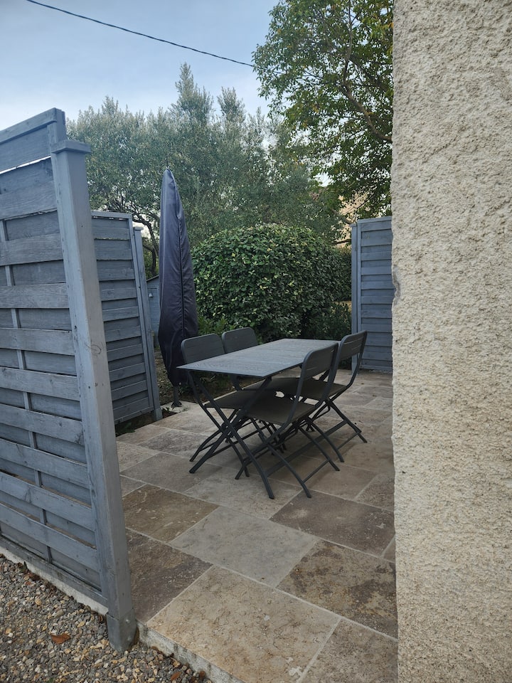 Appartement T1 45 M2 Pour 3 Personnes - Draguignan