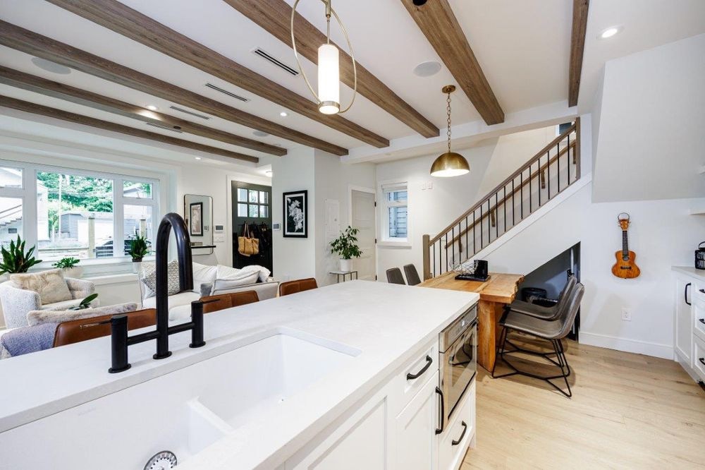 Private room & bathroom in awesome neighbourhood - Houses for Rent in ...