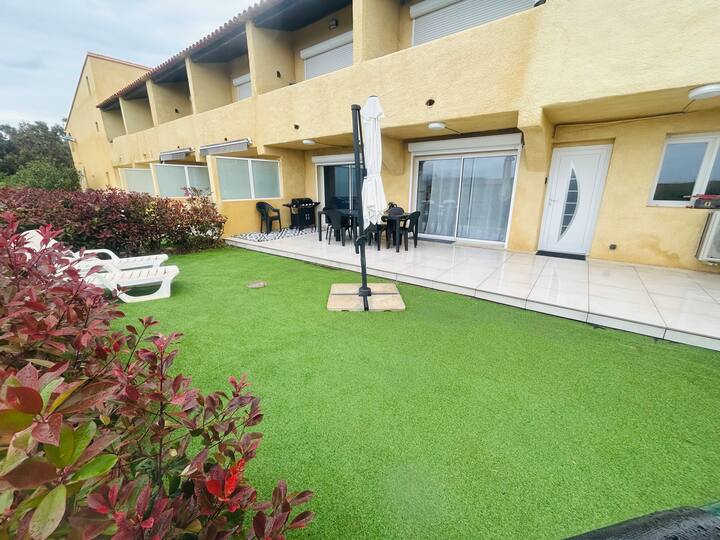 Grand F4 Bord De Plage Avec Jardin Et Piscine - Calcatoggio