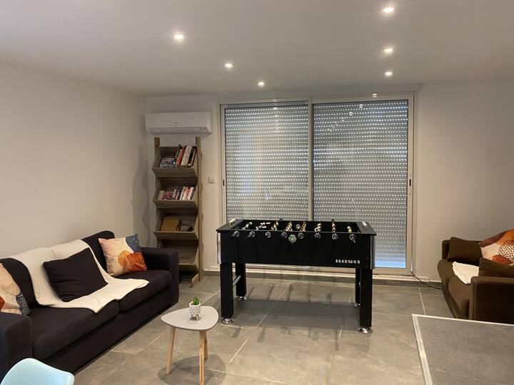 4 Chambres 7 Personnes Terrasse Jardinet - Bagnols-sur-Cèze