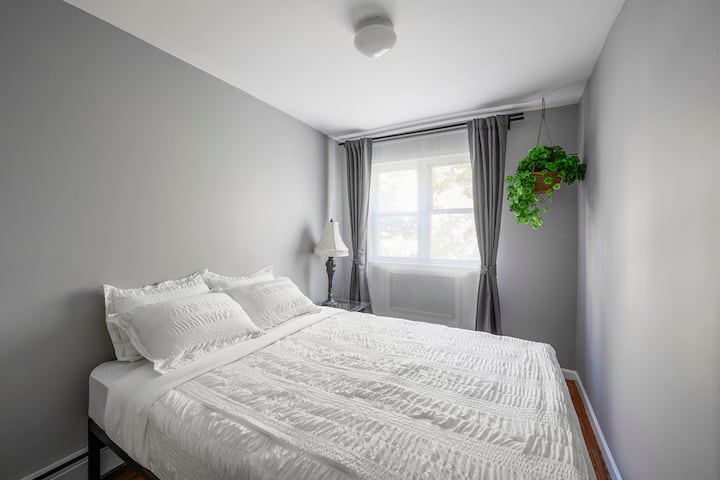 Brooklyn Retreat For Groups | Sleeps 10 - Manhattan, NY