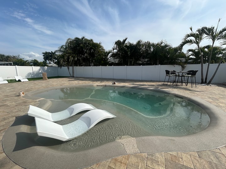 Beach Lagoon House (Pool&close To Beach) - Bradenton, FL