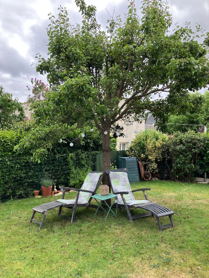Maison En Ville Avec Jardin , à 9km De La Mer - Saint-Brieuc