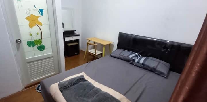 Bangkok 5 Mins Walk Mrt Sirindhorn - Ac Room - Bangkok Noi