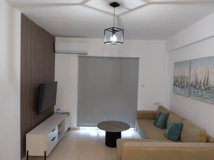 Nice Apartment In Best Location - Kato Paphos