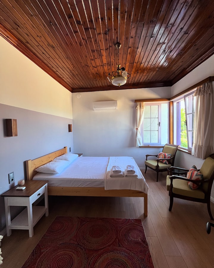 Lavanta Konuk Evi İMroz - Gökçeada