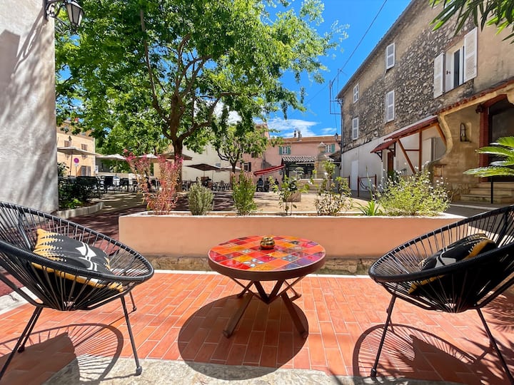Maison De Charme Spacieuse à Grasse - Grasse