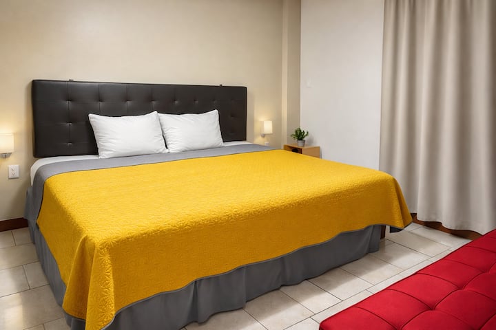 Bonito Departamento A Pie De Playa - Mazatlan