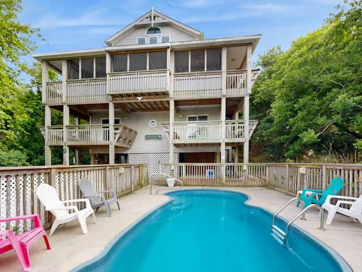 Duck Retreat | Private Pool | Walk To Beach & Town - Duck, NC