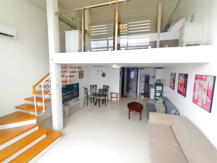 Club Ultima Huge 79 Sqm Loft Unit 400mbps - 1703 - フィリピン セブ