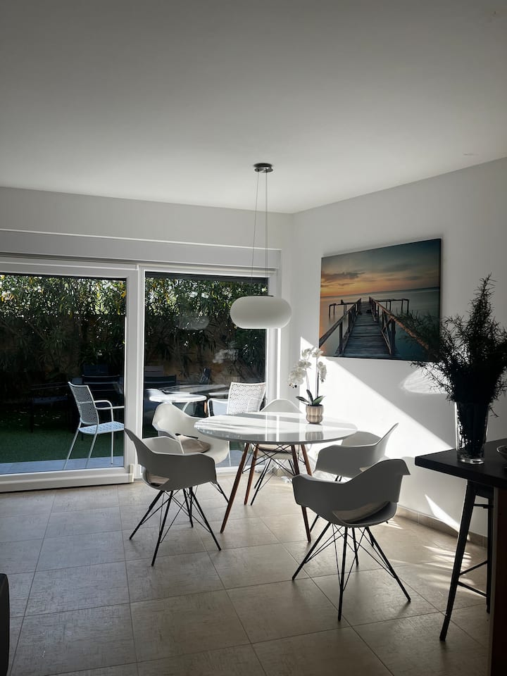 Topplace With Private Garden - Šibenik