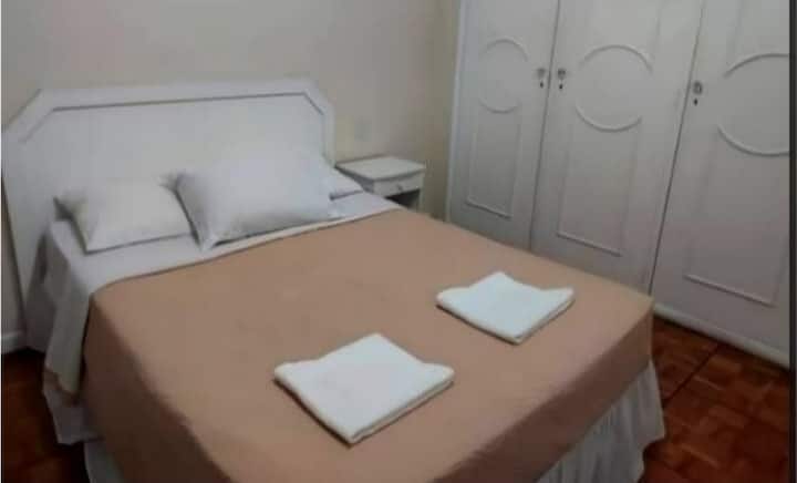 Incrível Apê De 4 Quartos - Copacabana