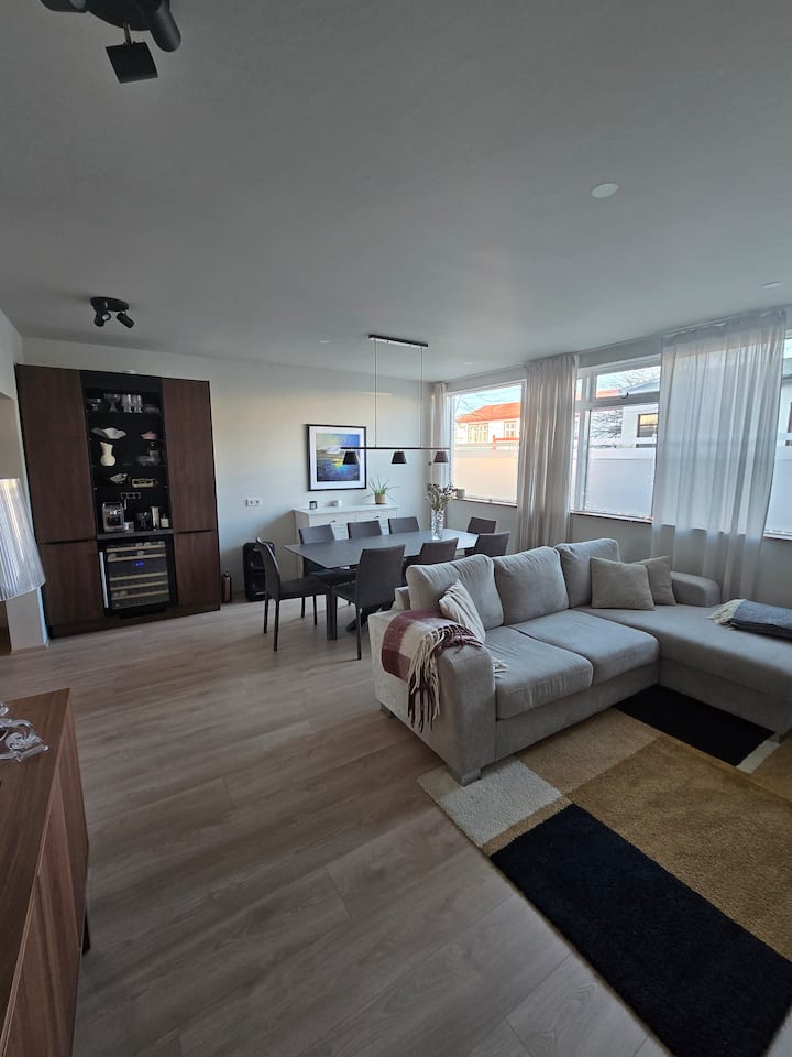 Stylish 3br In Downtown Reykjavík - Reykjavík
