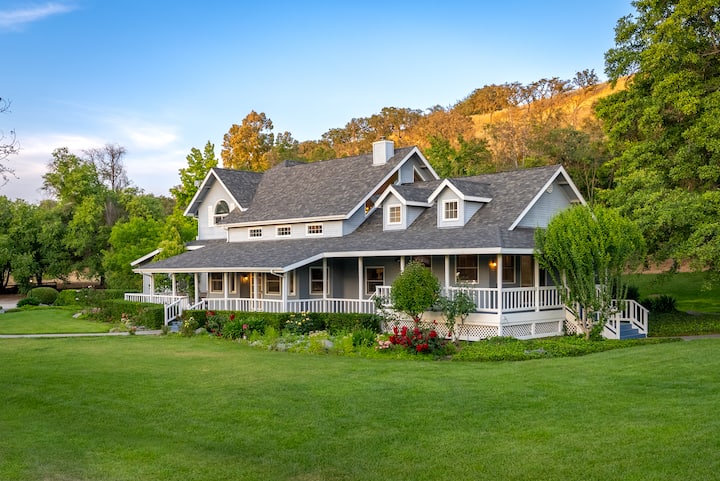 Pool + Game Room + Spa  Paso Wine Country - Paso Robles, CA