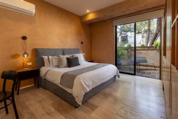 Loft Con Terraza Privada, Ac Y Estacionamiento. - Guadalajara