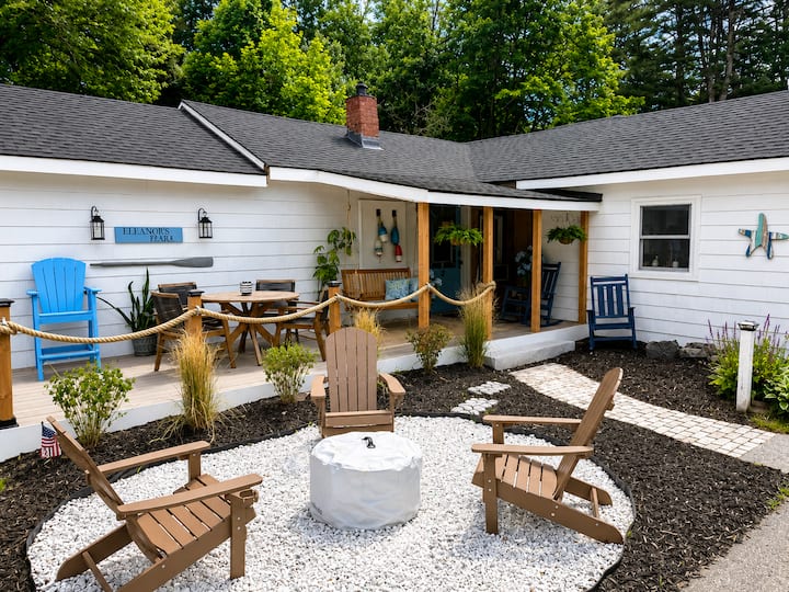 Recently Renovated! Spring 2026 Beach Cottage! - Kennebunk, ME