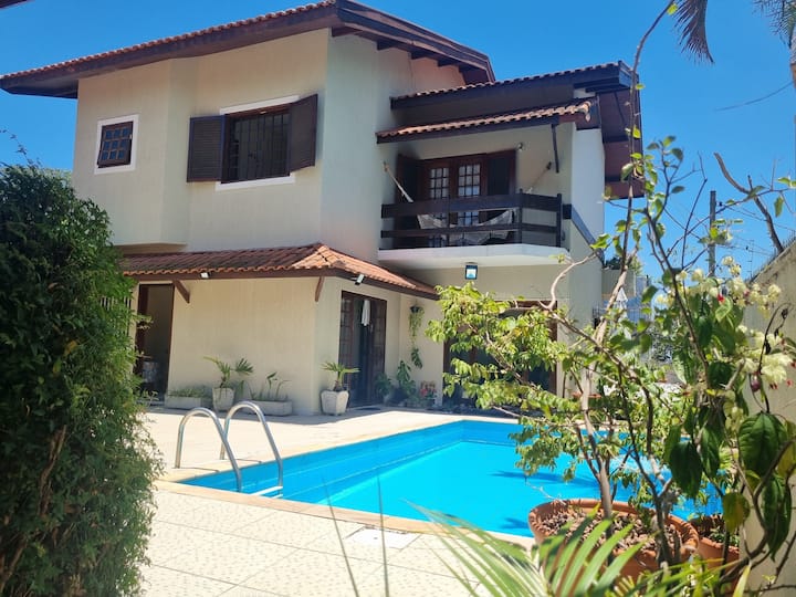 Casa De Alto Padrão Com Brinquedoteca - São José dos Campos