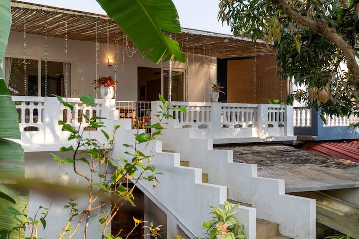 The Villa Mirage On Galgibagh. - Goa