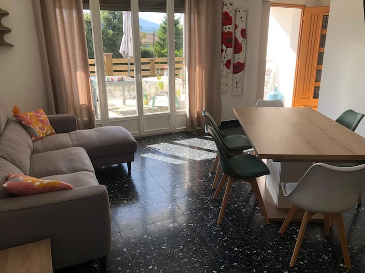 Appartement Avec Vue Sur Les Montagnes Corse - Plage De Ghisonaccia