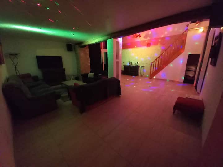 22 P Pour Vos Fêtés Soirées En Famille  Entre Amis - Seine-et-Marne