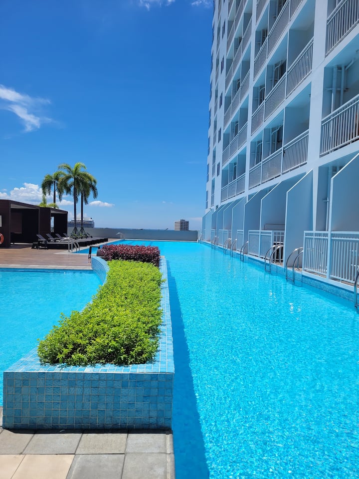 Maryann @Breeze Lower Penthouse - Aéroport Ninoy Aquino (MNL)