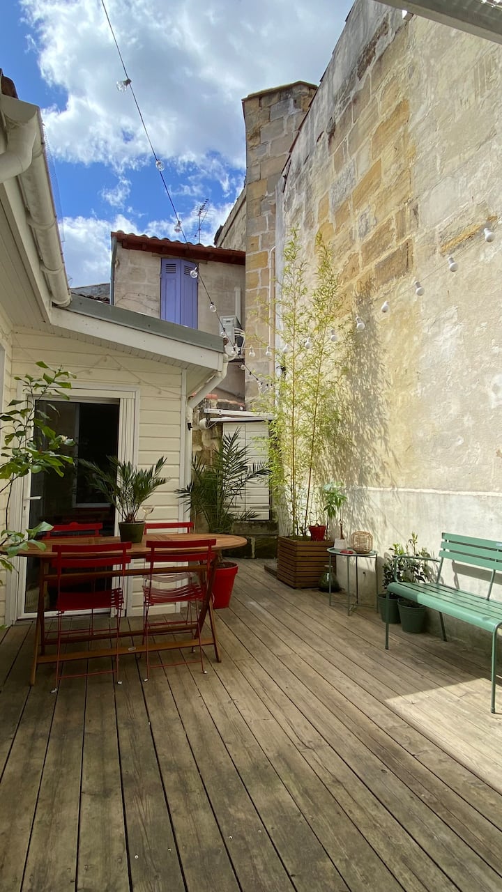 Maison Familiale, Parking Et Extérieur - Bordeaux