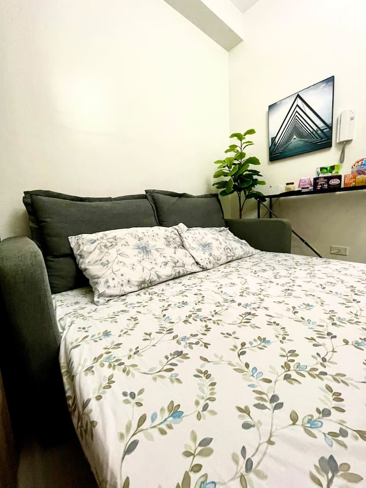 Shore 2 Residences 1br Moa Pasay Naia - Pasay