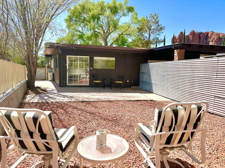 The Mystic Casita: An Artsy Escape In The Vortex! - Sedona, AZ