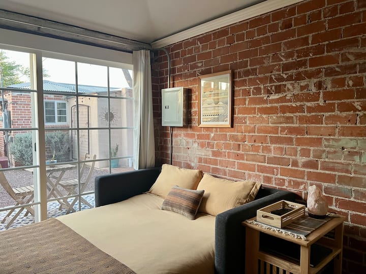 Private Studio In Backyard Oasis- Near Uofa - 투손