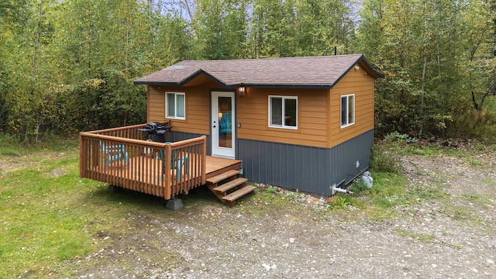 *Aura Green*
Wooded Bohemian Cabin - Alaska
