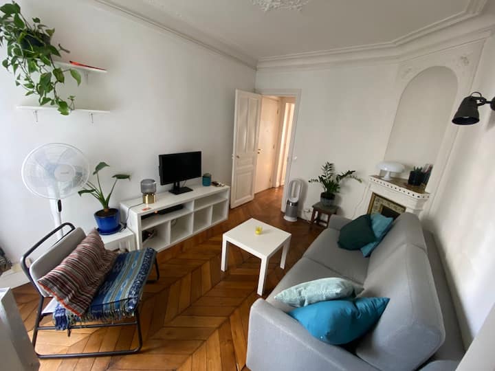 Montmartre Cosy 2 Pièces Au Pied Du Sacré-cœur - Paris