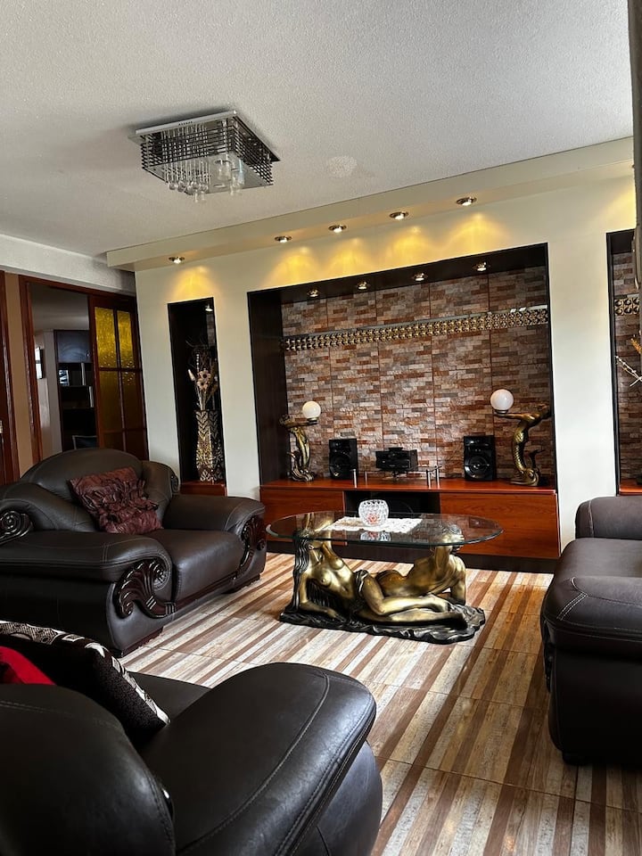 Departamento En Av. Cristo Rey - Tacna