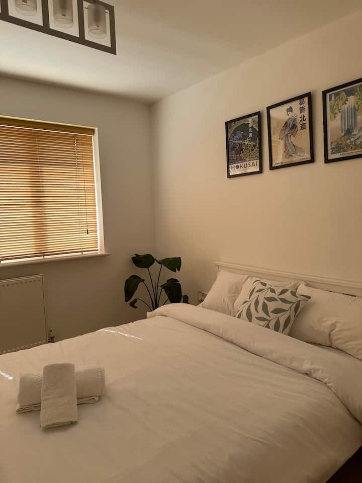 Stay Near Bentley Motors And Leighton Hospital - Crewe