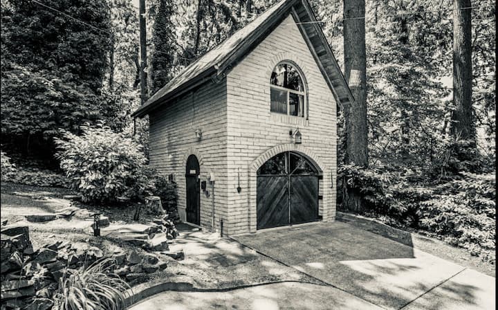 Castle Carriage House - 尤金