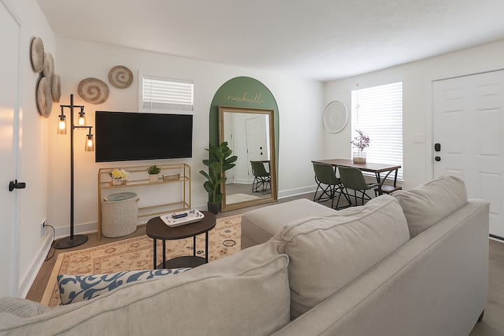 Cottage 2 Mi To Broadway: King Bed, Fenced Yard - Nashville, TN