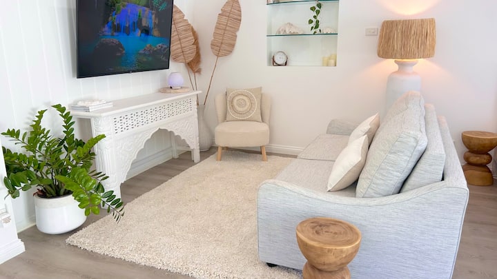 Villa One: Cosy Studio:4 Min Stroll To Beach - Australia