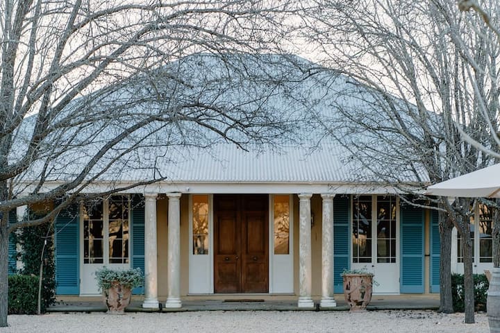 Krinklewood  Estate Provence In The Hunter Valley - 브로크