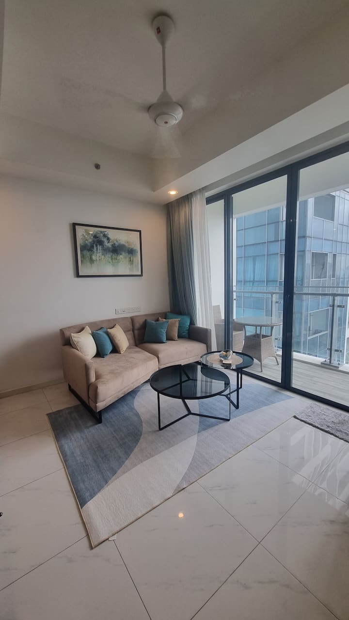 2 Bed Luxury Apartment - Colombo