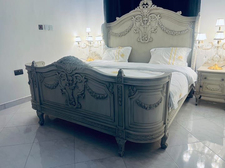 Peacock Mansion/luxury Villa - Kumasi