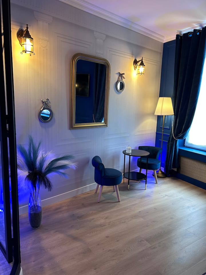 Le Salon De Drina Et Sa Douche Sensorielle - Dourdan