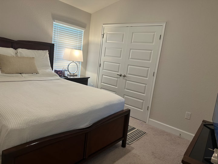 Newly Built Home With Private Bedroom - Venice, FL