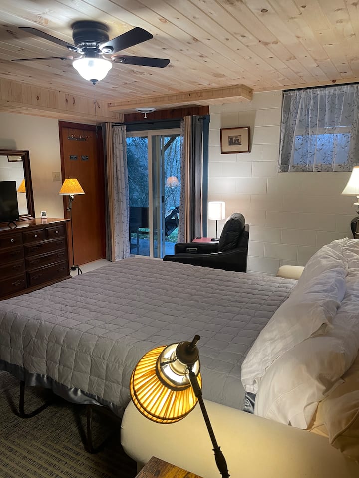 Cottage Garden Suite W/bath And Private Entrance - Strouds Run State Park, Athens