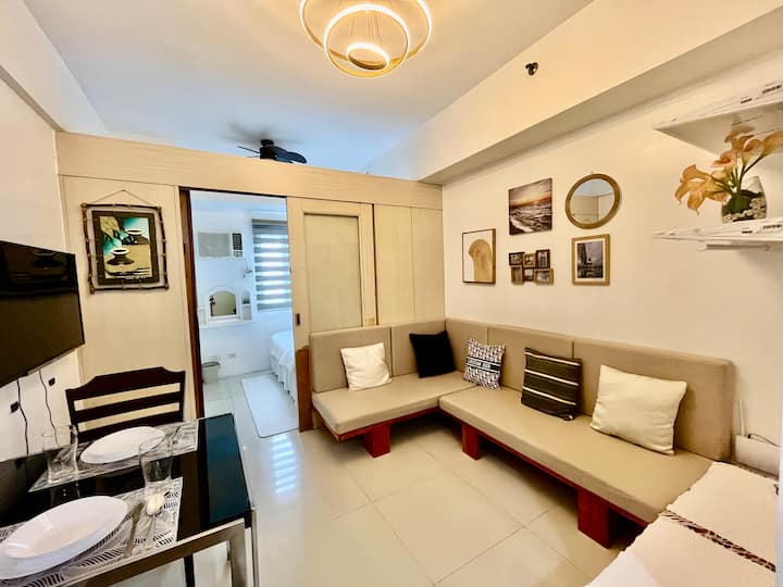 Jc Condo|pool-view, Bel-air, Pacific Star - Makati